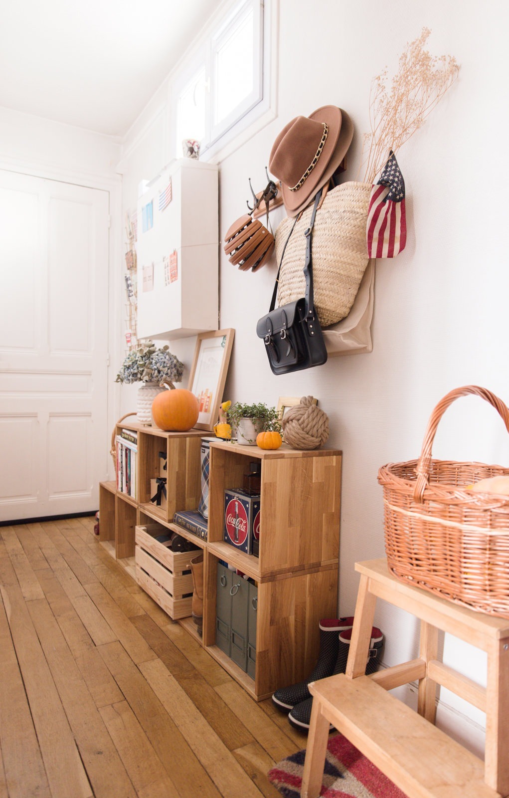8 Small Entryway Ideas For A Welcoming Space - Jayne Thomas