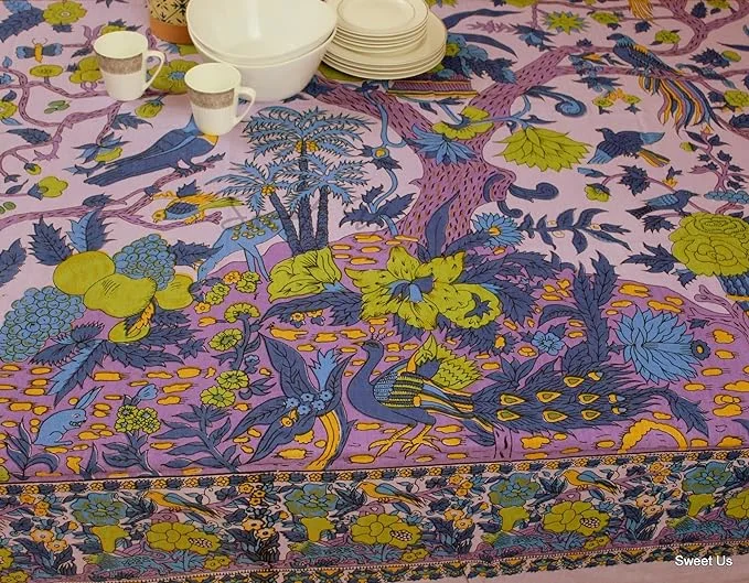 Everyday Simple Dining Table Centerpiece Ideas - Jayne Thomas